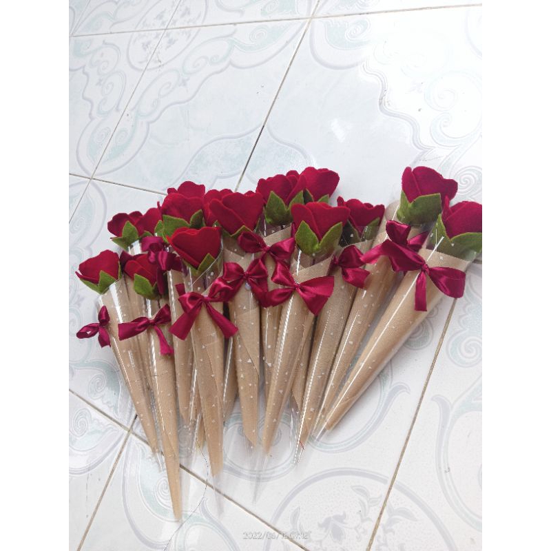 Jual Bunga setangkai+ucapan CO min.4 mix warna|instan-COD|free packing ...