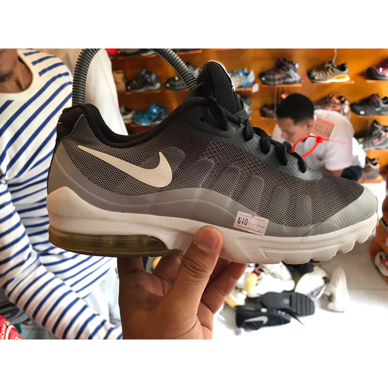 Jual SEPATU NIKE AIR - SIZE 40 BEKAS SECOND BRANDED ORIGINAL | Shopee ...