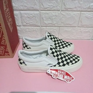 Jual sepatu vans slip on Harga Terbaik & Termurah Juni 2024 | Shopee ...