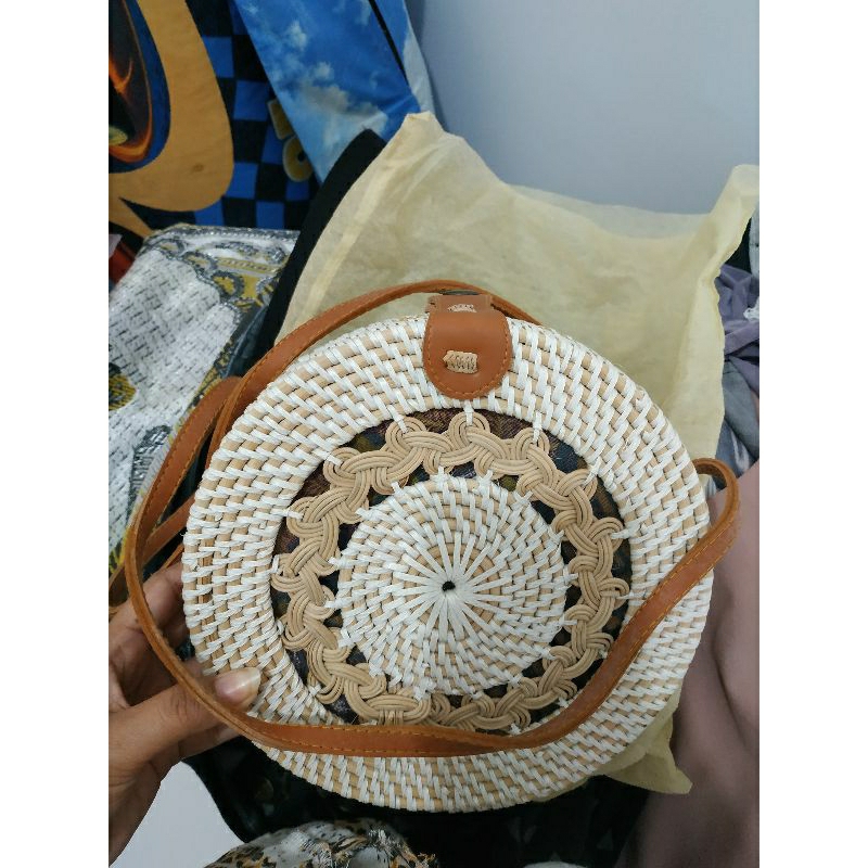 Jual tas anyaman bulat aesthetic | Shopee Indonesia