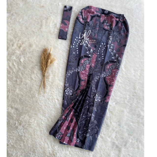 Jual Rok Batik Wiru / Wiron | jarik batik Wisuda Kondangan | Shopee ...