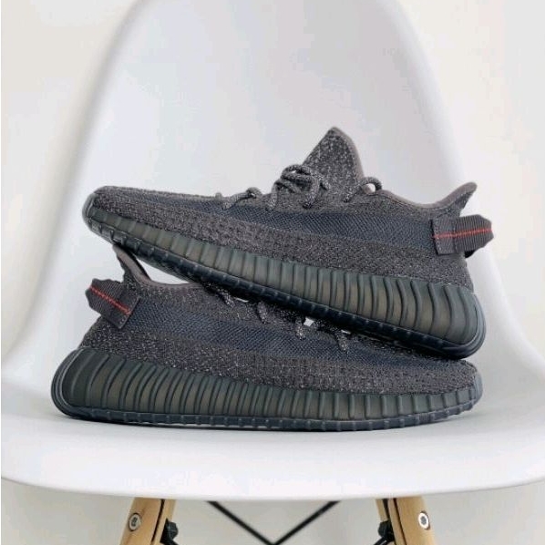 Jual Sepatu Yeezy Boost 350 V2 Black Static | Shopee Indonesia