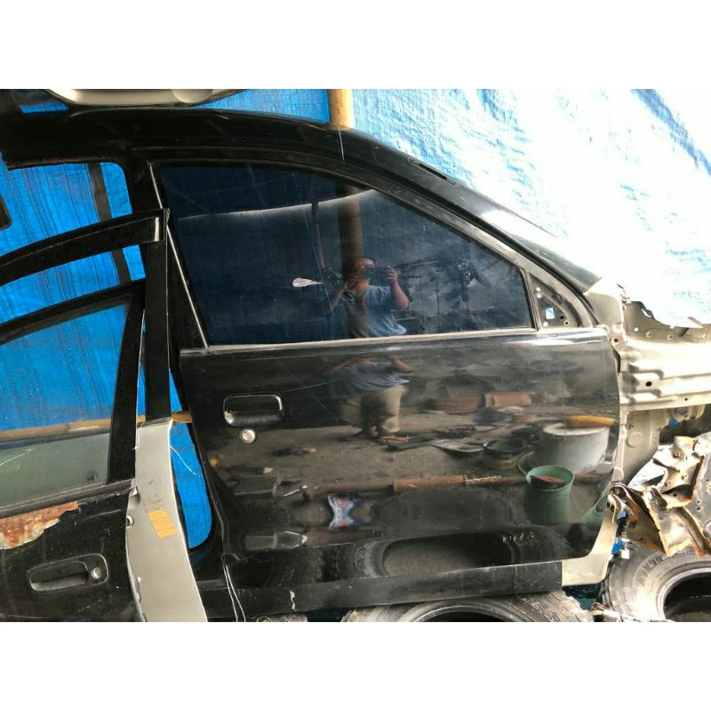 Jual Pintu Depan Avanza komplit isi xenia lama/vvti Original Copotan ...