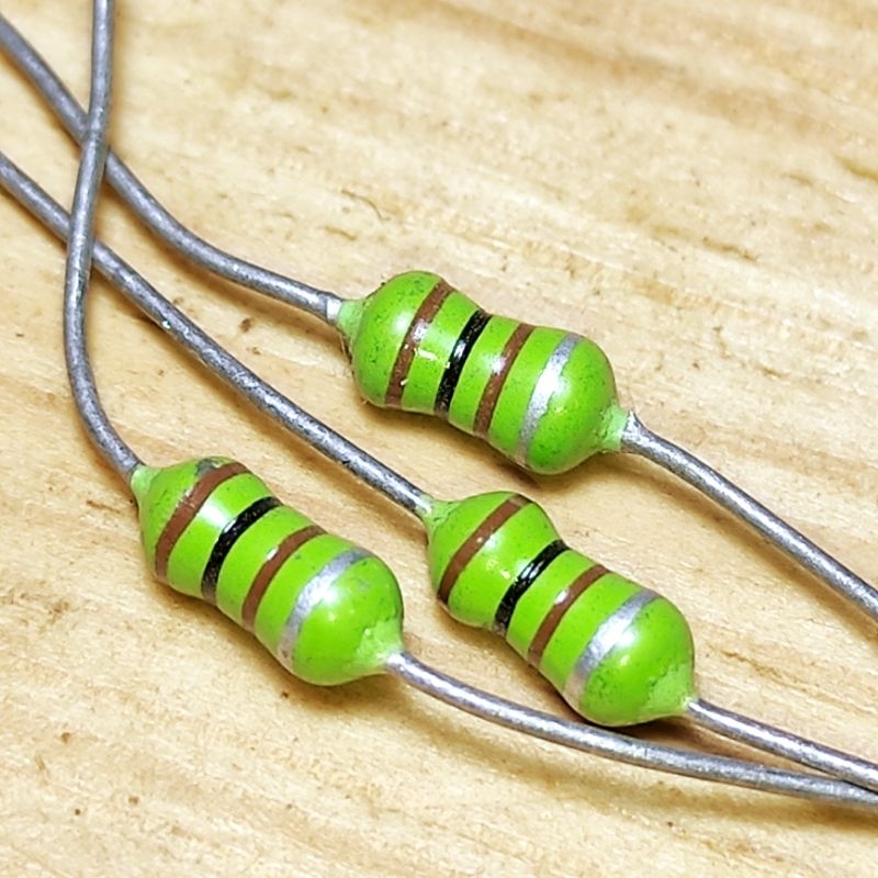 Jual Induktor Axial 100uH / 0.1mH Inductor 101 Lilitan Choke Power Coil ...