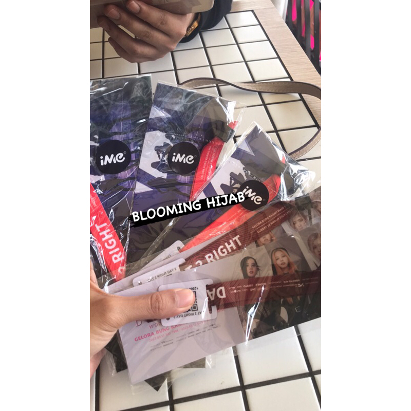 Jual NEGO! COD GBK TIKET FISIK KONSER VIP CAT 2 BLACKPINK WORLD TOUR ...