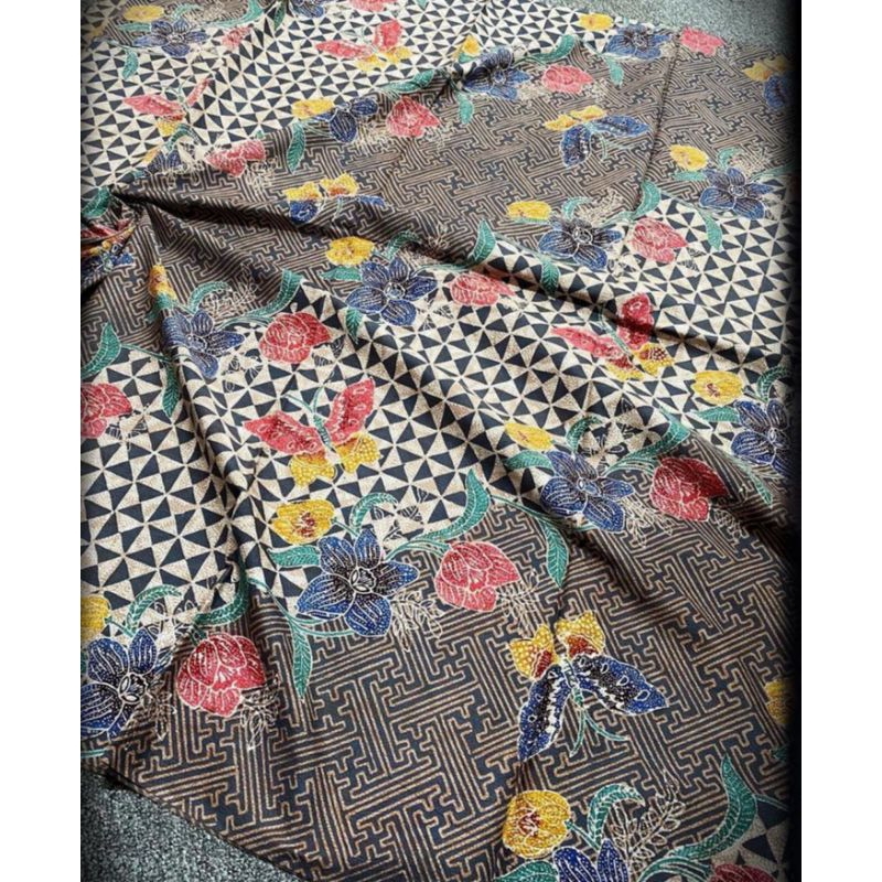 Jual CANTIK BANGETT!! KAIN BATIK KOMBINASI TULIS MOTIF LERENG KEMBANG ...