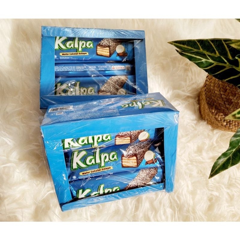 Jual KALPA WAFER COKELAT / COKLAT KELAPA 22 GRAM ( ISI 12 PCS ) | Shopee Indonesia