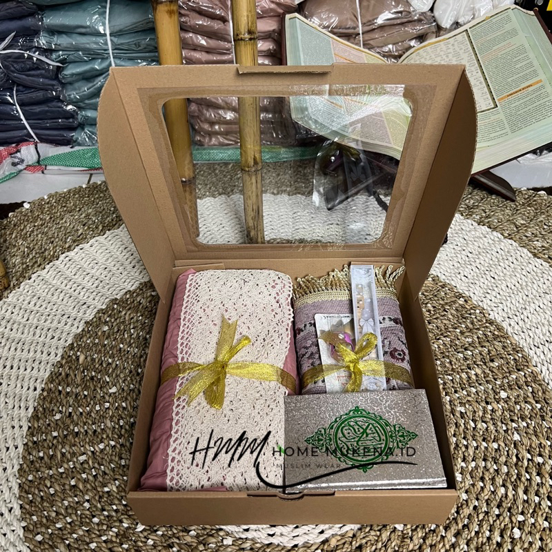 Jual HAMPERS MUKENA MUSLIMAH / hadiah kado gift box ultah uang tahun ...