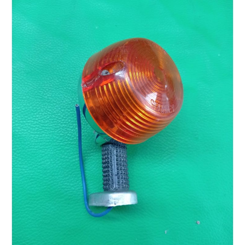 Jual lampu sein sen honda GL100 bahan besi | Shopee Indonesia