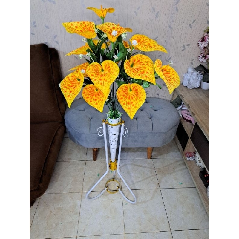 Jual bunga hias aron panda /anthurium kuntum 18 +pot standing besi ...