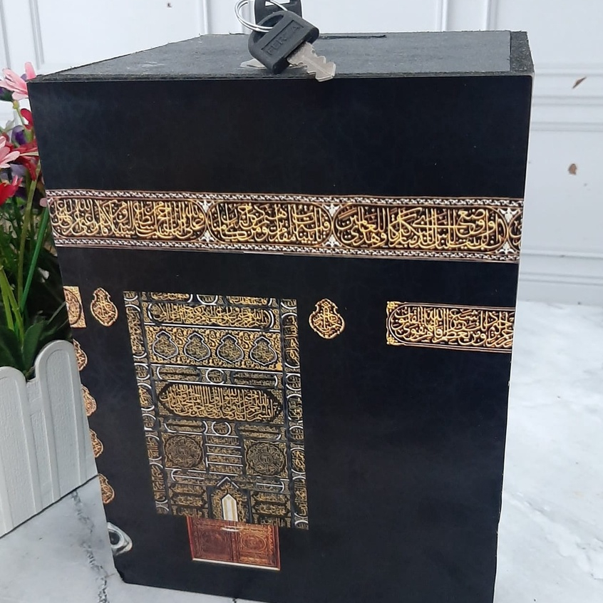 Jual Kotak amal infaq motif kabah celengan miniatur pakai kunci ukuran ...