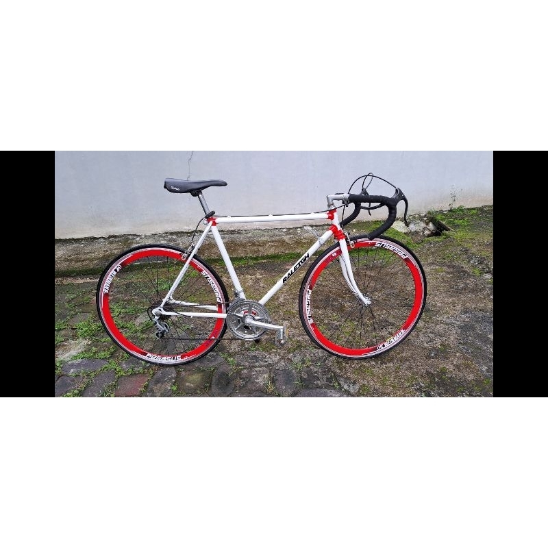 Jual SEPEDA BALAP JADUL RALEIGH WINNER RETRO BIKE SEPEDA KLASIK MODEL ...