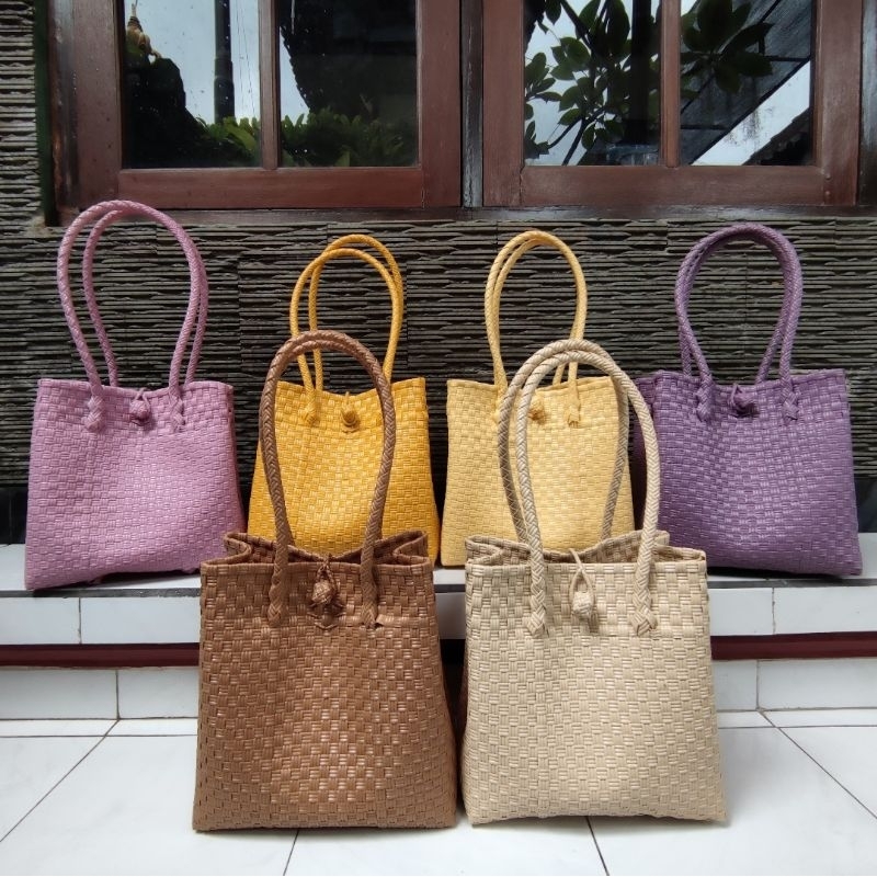 Jual Tas Jali Premium/ Tas Anyaman Plastik/ Tas Anyaman Jali Polos ...