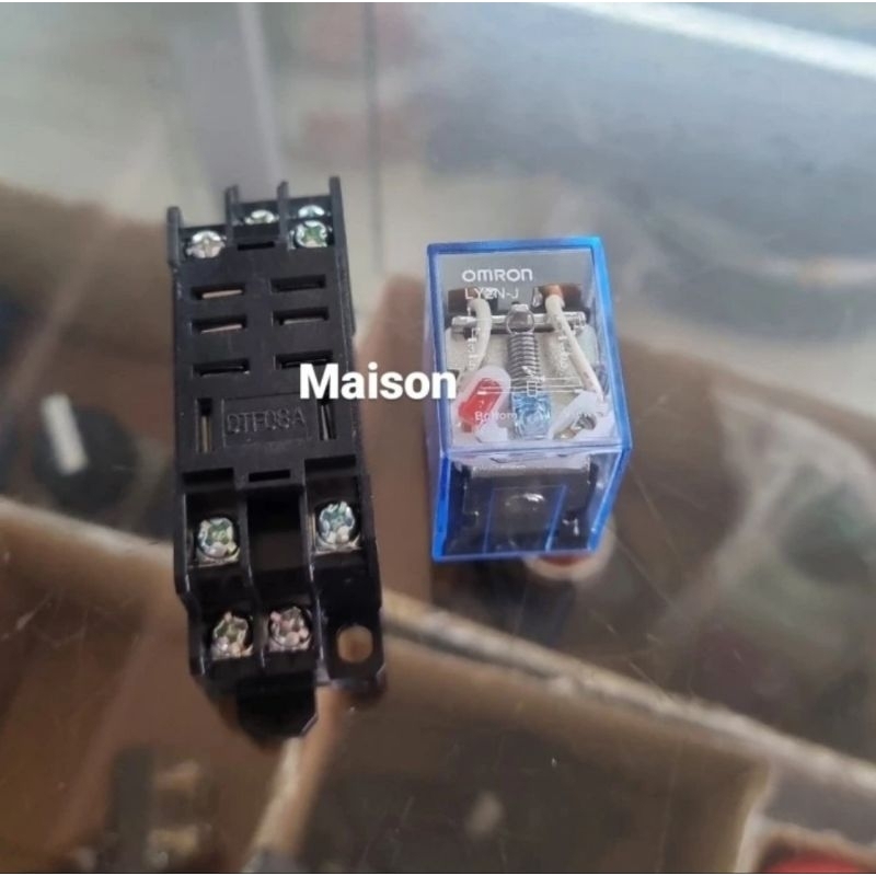 Jual Relay LY2N 110VAC + socket | ly2n 110vac 8 pin | Shopee Indonesia