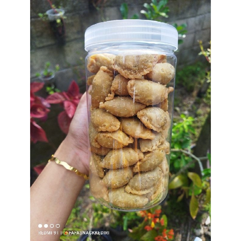 Jual PASTEL KERING ISI ABON KEMASAN TOPLES 1000ML | Shopee Indonesia