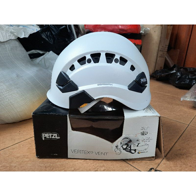Jual HELM PETZL VERTEX VENT SAFETY CLIMBING GEDUNG ORIGINAL | Shopee Indonesia