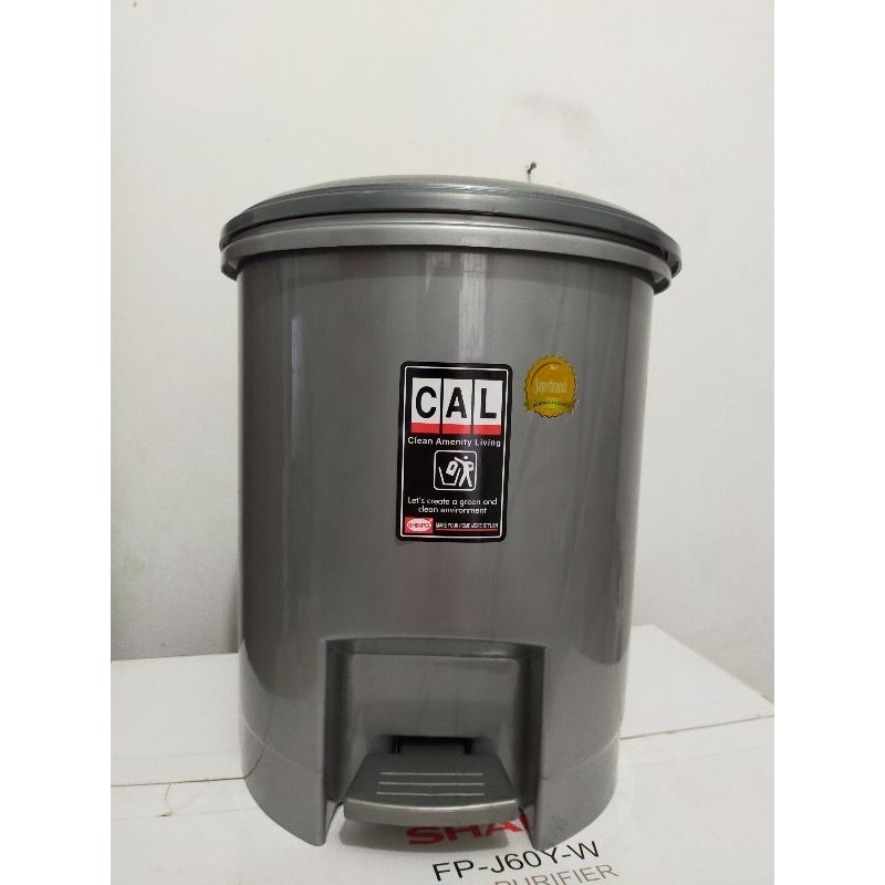 Jual Tempat Sampah Injak / Tempat Sampah 10 Liter / Tempat Sampah Mini / Tempat Sampah Shinpo ...