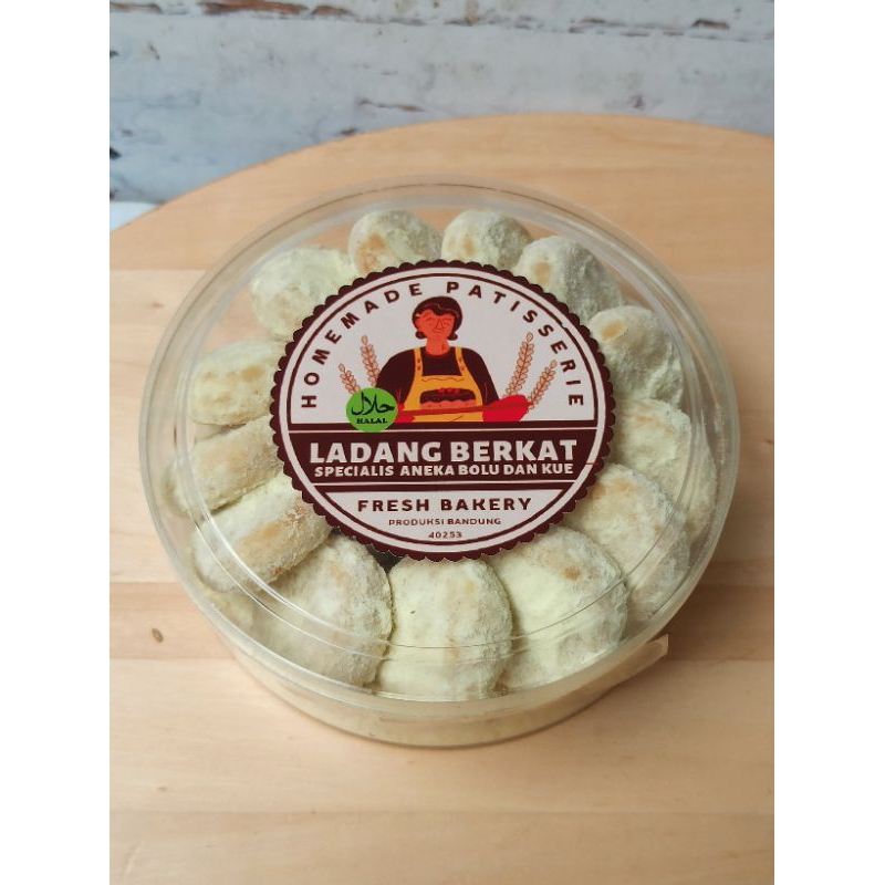 Jual Putri Salju Lemon Ladang Berkat kue lebaran enak murah | Shopee ...