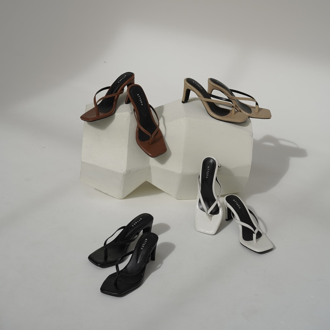 Jual ATTERA - RILEY (tan/black/white/nude) | Shopee Indonesia