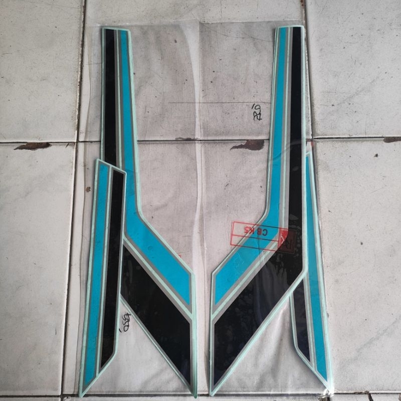Jual STRIPING STICKER CB100 K5 STICKER STIKER CB 100 K5 MERAH CB K5 ...