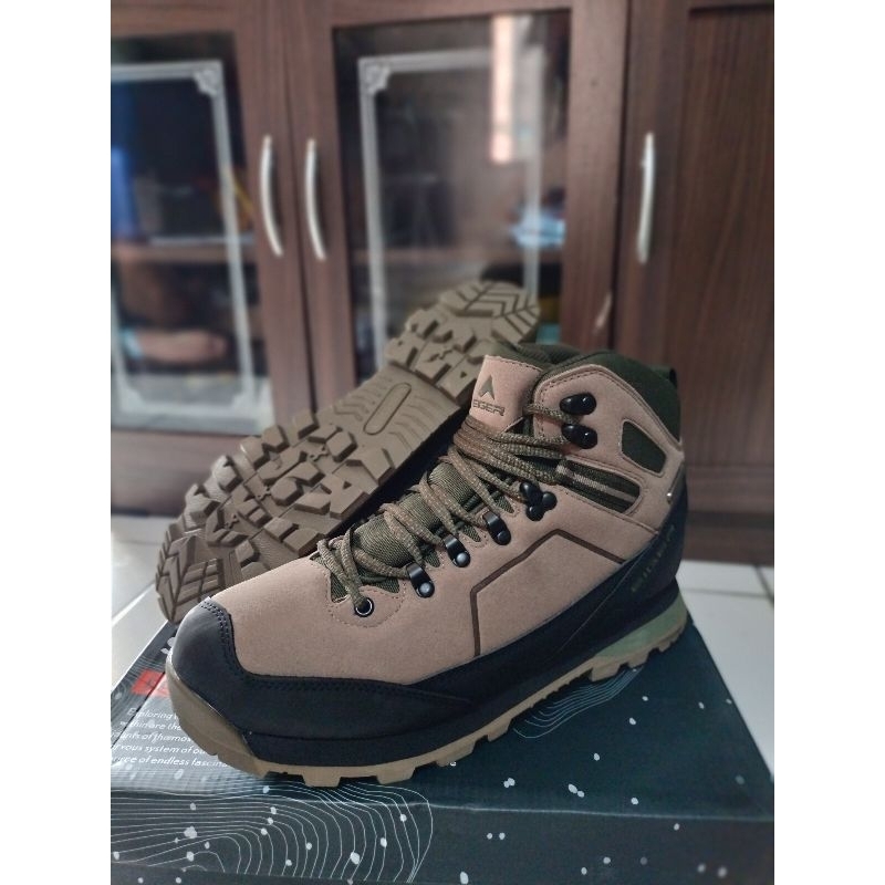 Jual sepatu eiger caiman lite mid cut orignal | Shopee Indonesia