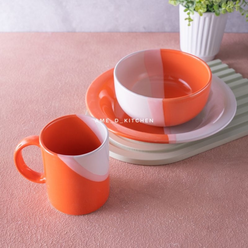Jual Paket piring omega 9" + Mangkok bulat 6" + mug two tone orange ...