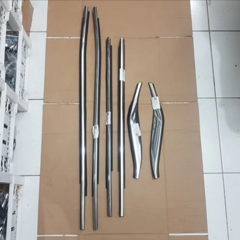 Jual Pelipit Kaca & List Kaca MAti TOYOTA FORTUNER VRZ 2015 up Original ...