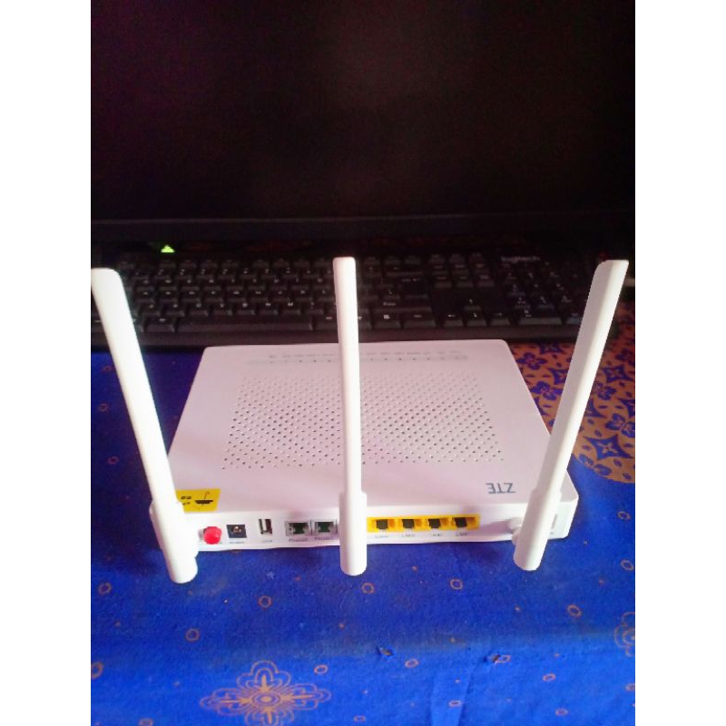 Jual ZTE GPON ONT ZXHN F670 Premium Dual Band | Shopee Indonesia