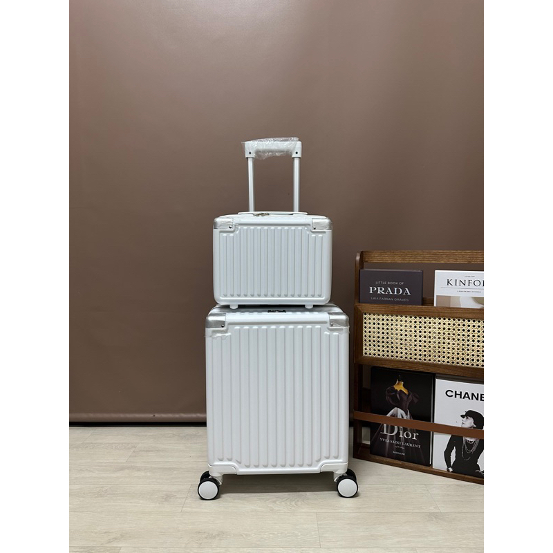 Jual KOPER ROAMING KOPER 18 INCH CABIN SET BEAUTY CASE ALICE SERIES ...