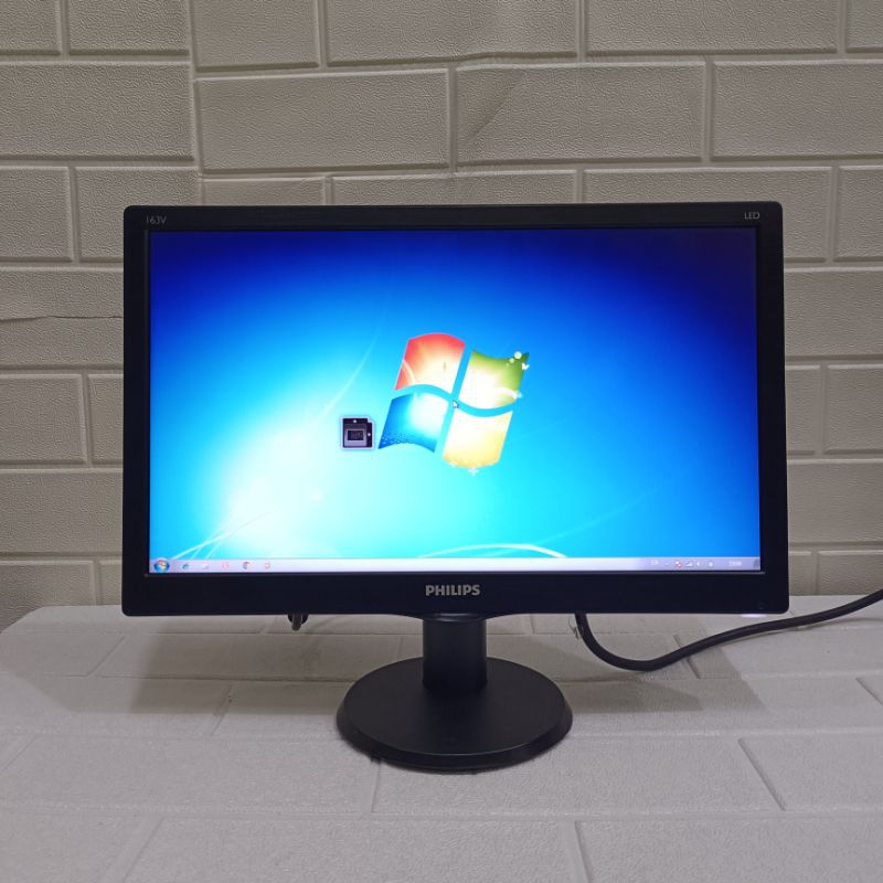 Jual MONITOR LED PHILIPS 163V5L 16 INCH MULUS | Shopee Indonesia