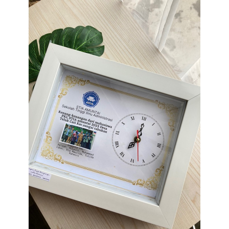 Jual Kenang-kenangan magang | gift frame jam | jam dinding | pigura jam ...
