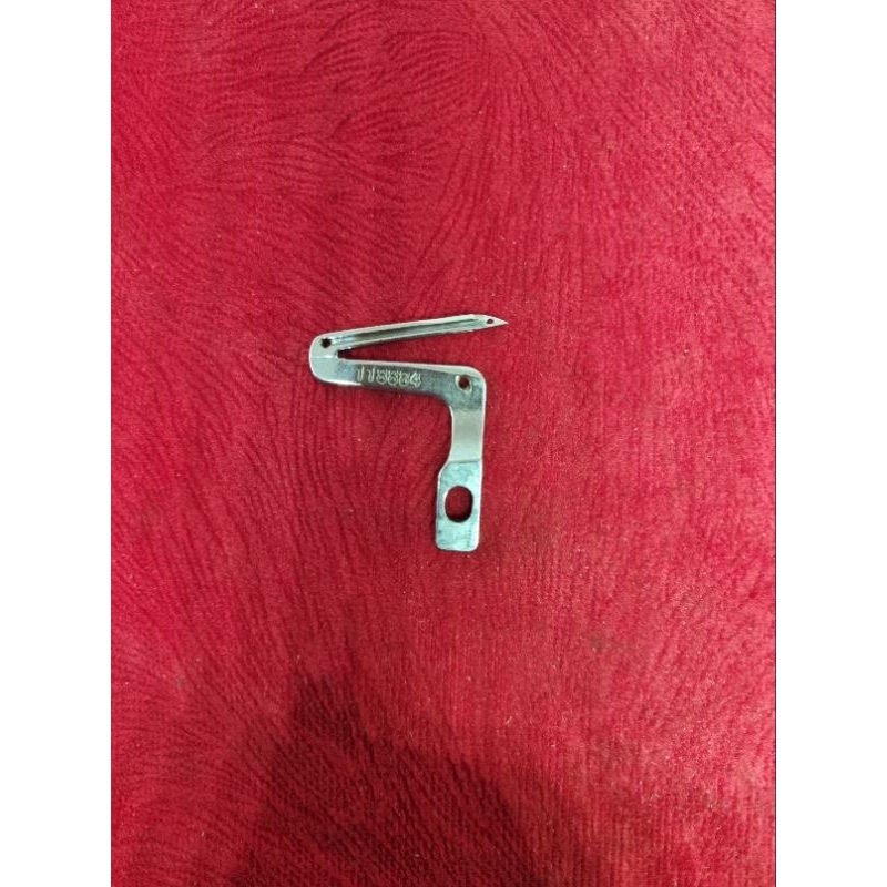 Jual 118884 Looper bawah mesin jahit Obras Juki | Shopee Indonesia