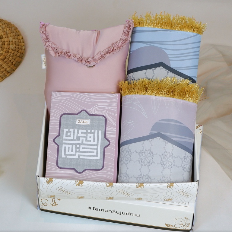 Jual Seperangkat Alat Sholat Lengkap Sajadah Alquran Mukena (SOFT PINK ...