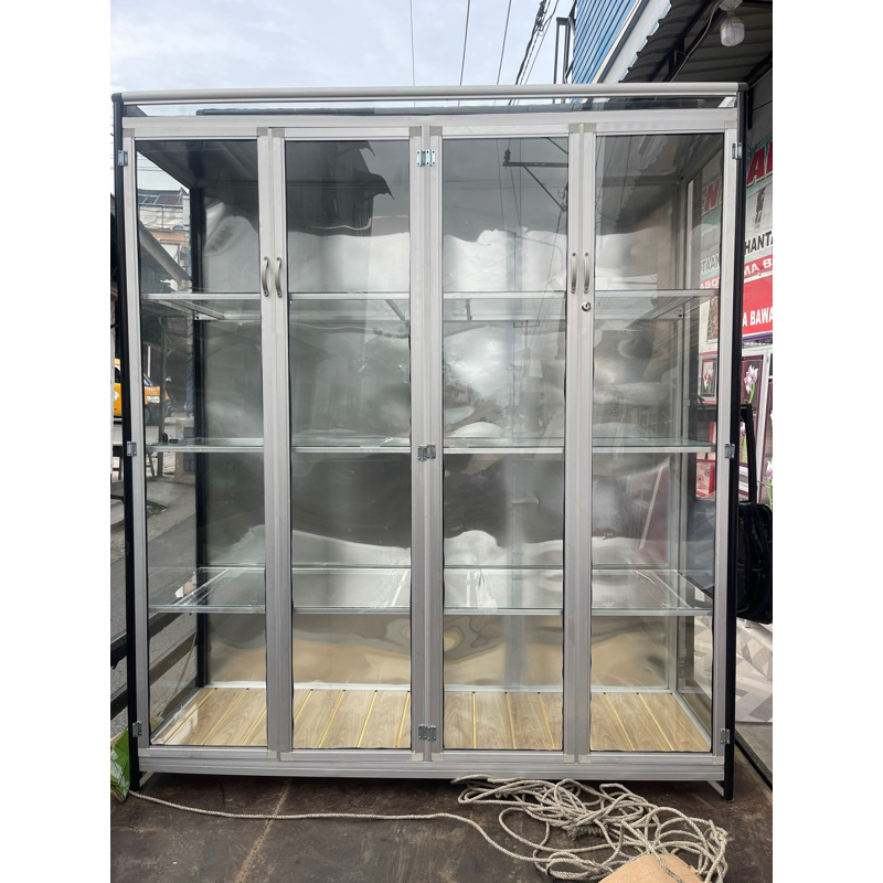 Jual Lemari Kaca 4 Pintu Full Rak | Shopee Indonesia