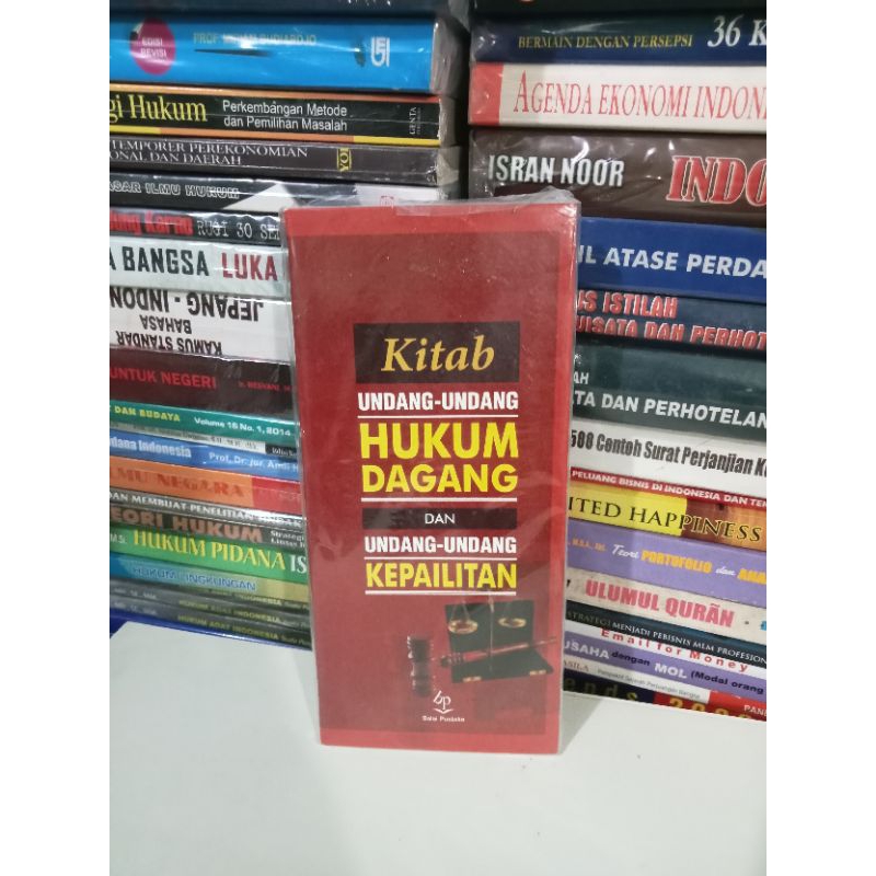 Jual Buku Kitab Undang-Undang HUKUM DAGANG DAN Kitab Undang-Undang KEPAILITAN | Shopee Indonesia