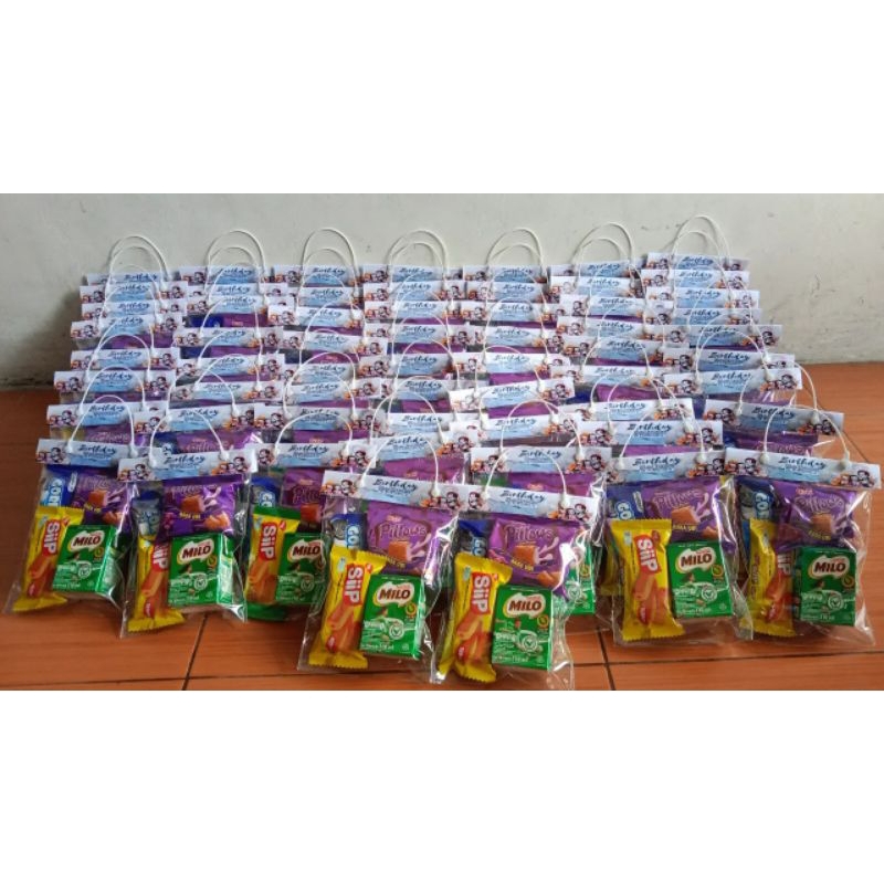 Jual [SATU HARI JADI] BINGKISAN SNACK ULANG TAHUN | HARI RAYA | HAJATAN ...