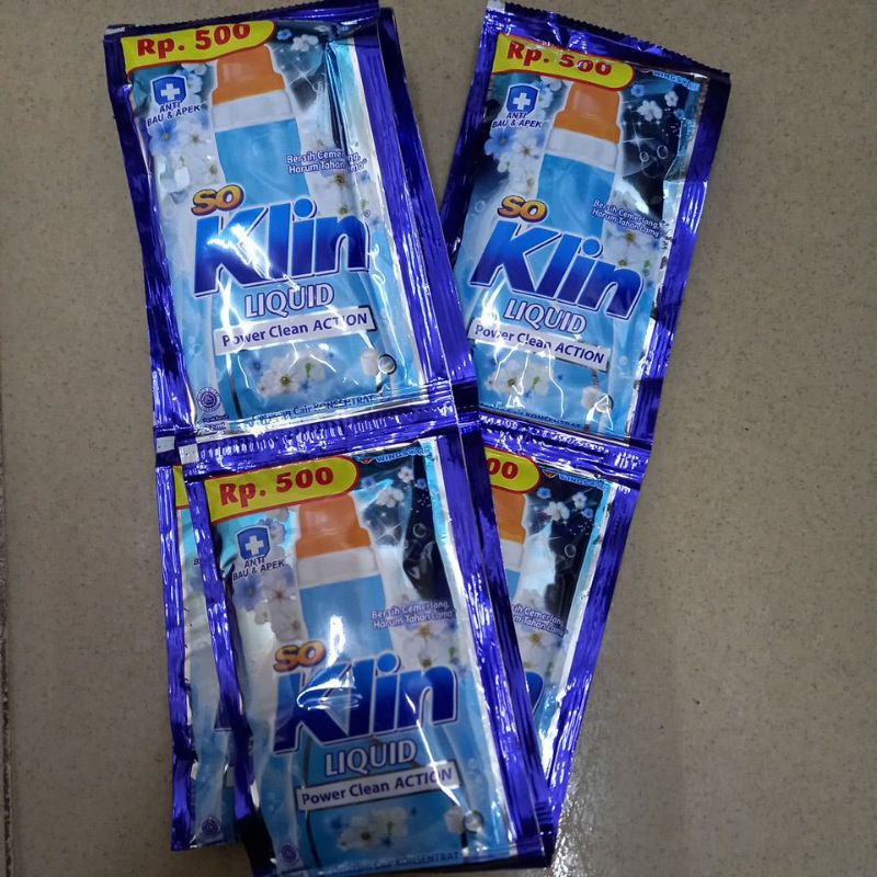Jual SO Klin Liquid Softergent 12 sachet (22ml) | Shopee Indonesia