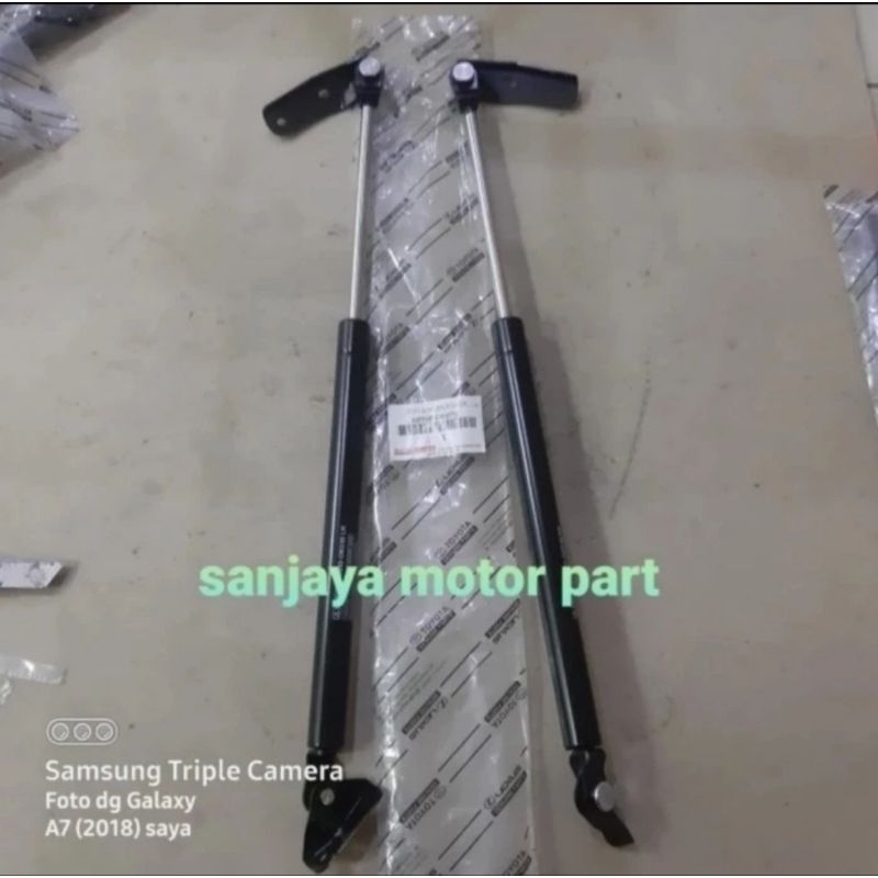 Jual shock bagasi pintu belakang toyota innova original 1set | Shopee ...