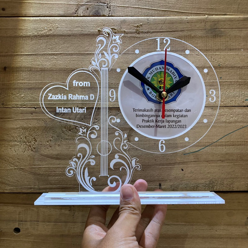 Jual Kenang-kenangan Untuk Tempat Magang Jam Duduk Custom Bonus Box ...
