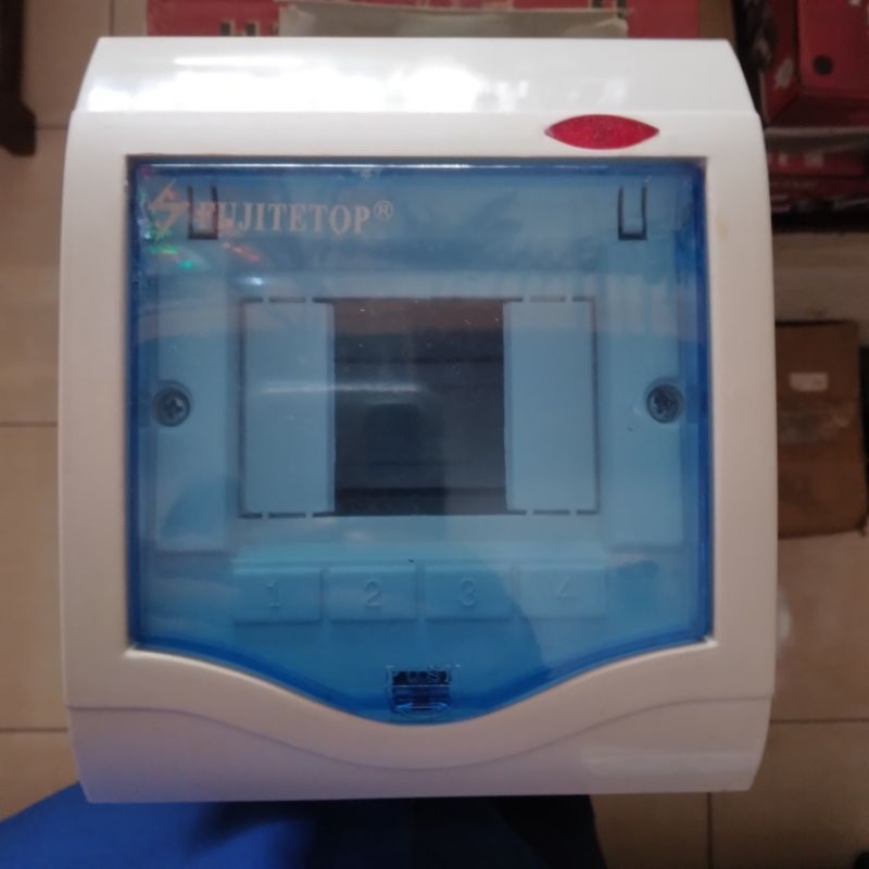Jual SCE BOX MCB FUJITETOP 4G DENGAN LED INDIKATOR NEW MURAH | Shopee ...