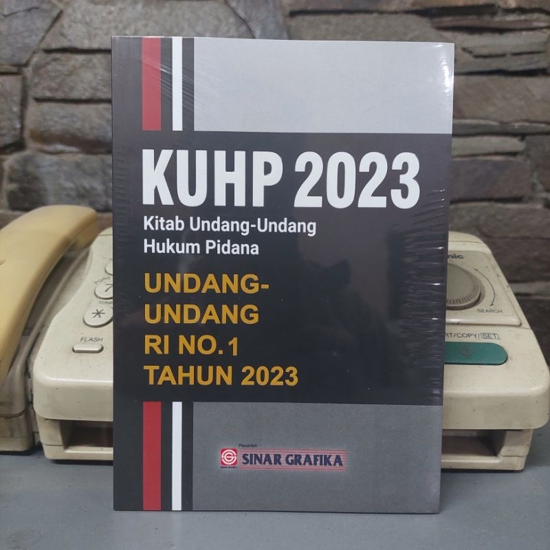 Jual KUHP 2023 (Kitab Undang-Undang Hukum Pidana) UU RI No. 1 Tahun 2023 SINAR GRAFIKA | Shopee ...