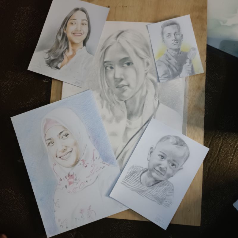 Jual jasa lukis sketsa wajah realis A3/A4/A5/A6 | Shopee Indonesia