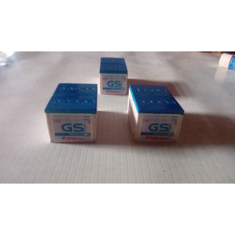 Jual MINIATUR AKI+Dudukan | Shopee Indonesia