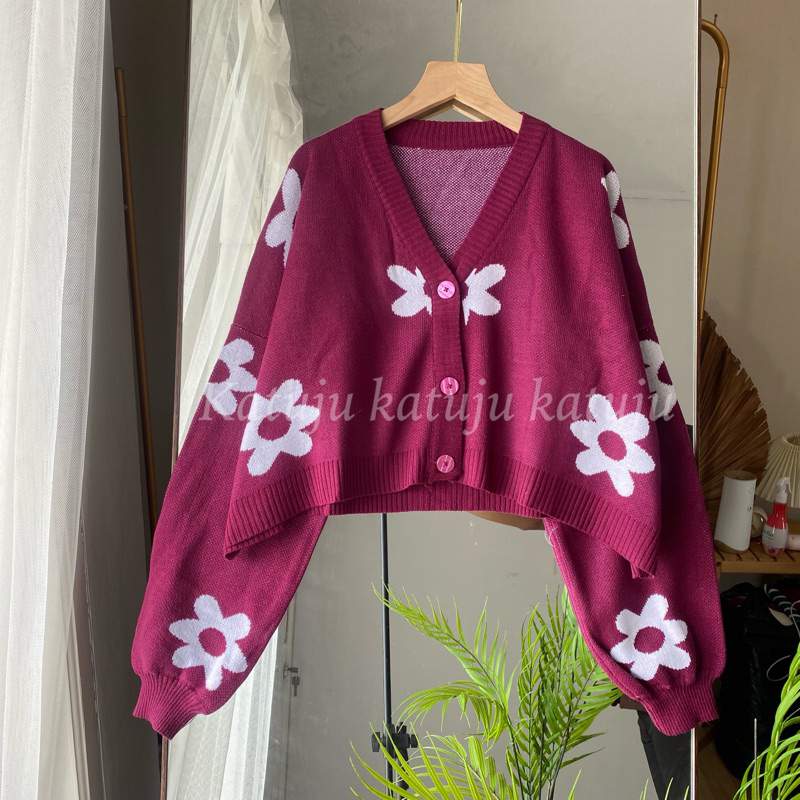 Jual CARDIGAN CROP RAJUT MOTIF BUNGA FLY | Shopee Indonesia