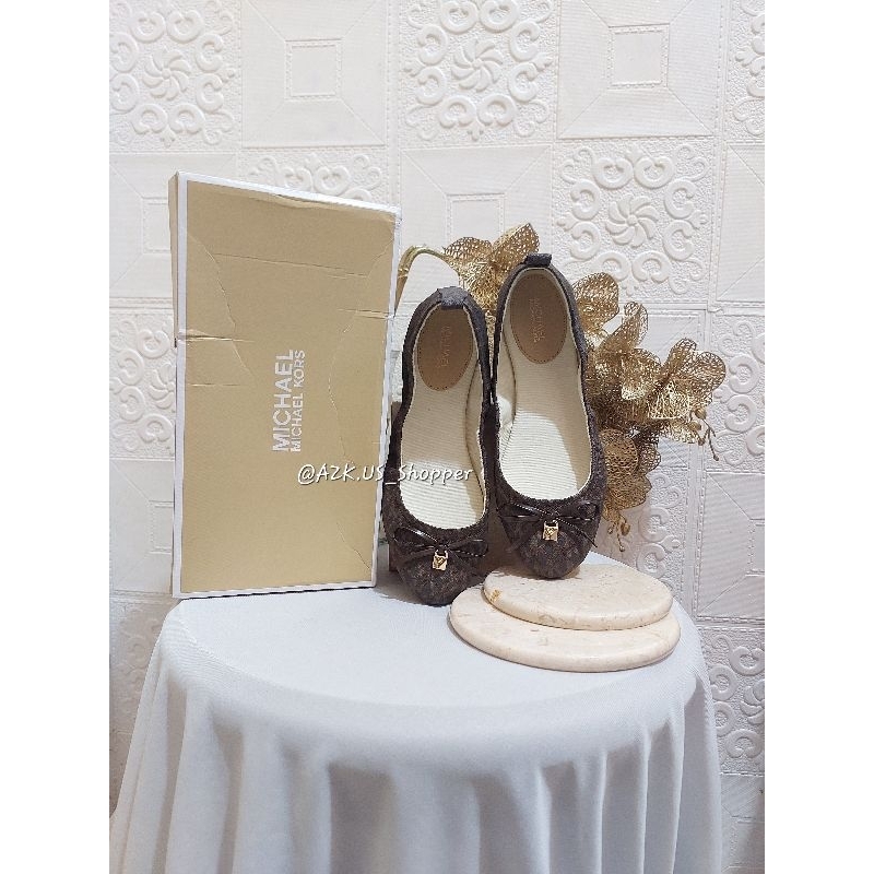 Jual Michael Kors Juliette Logo Ballet With Box (New) | Shopee Indonesia