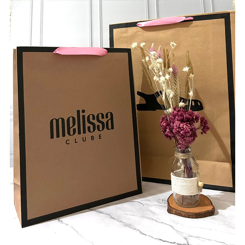 Jual Paper Bag Melissa Paper Bag Muat Box Sendal Sepatu | Shopee Indonesia