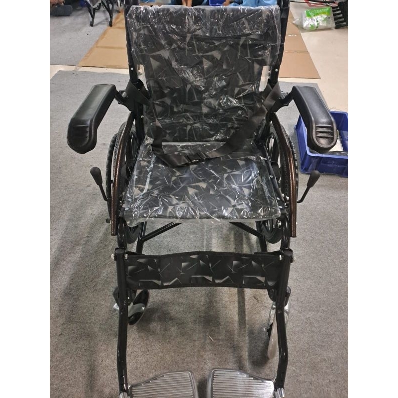 Jual Kursi roda traveling lipat kursi roda travel alat bantu jalan ...