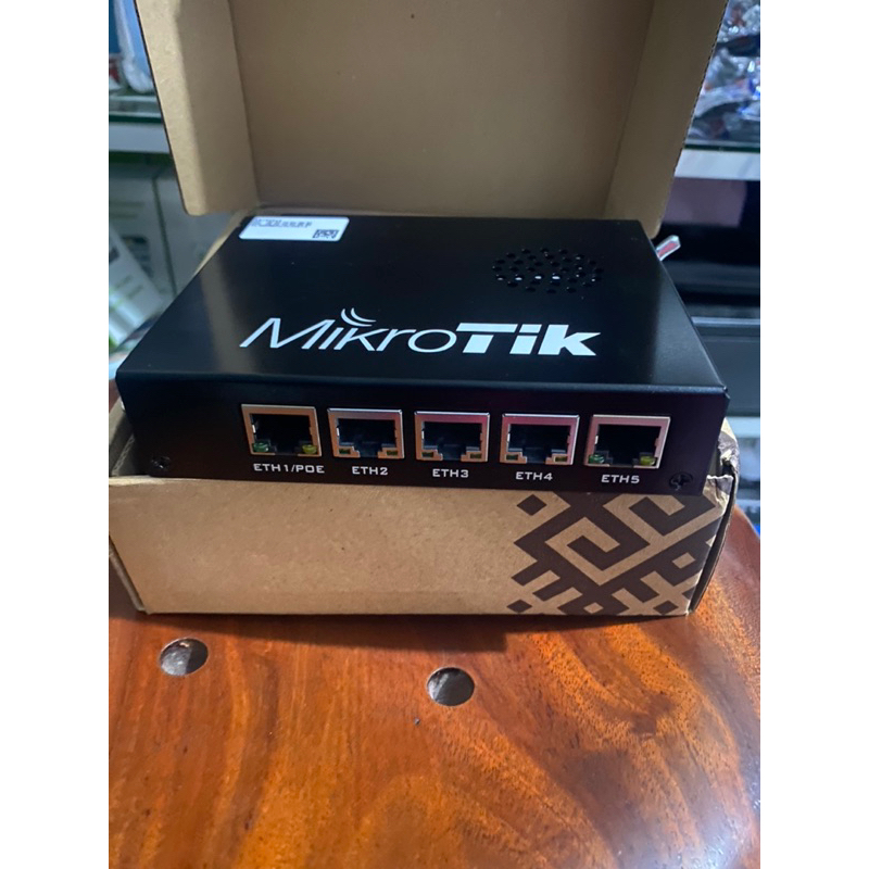 Jual MIKROTIK RB450X4 Router Indoor 5 Port Gigabit | Shopee Indonesia