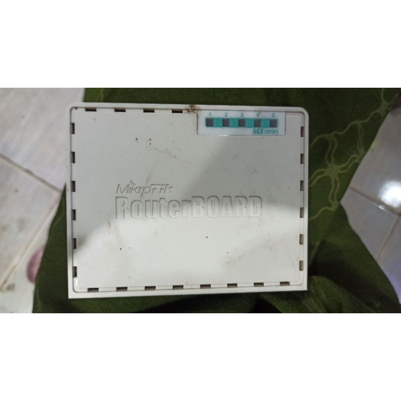Jual Mikrotik RB750Gr3 GR3 | Shopee Indonesia
