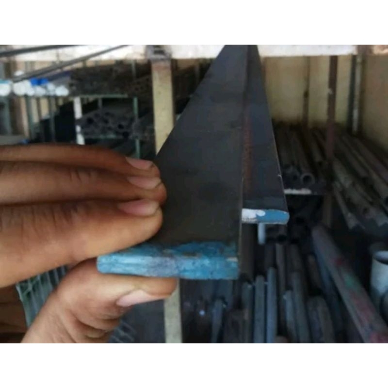 Jual Plat Strip Besi 40mm Tebal 6mm Panjang 100cm | Shopee Indonesia